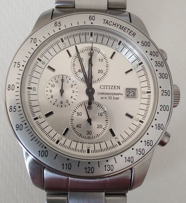 シチズン クオーツ腕時計 クロノグラフ 男性用 0510-K16016CKW(シチズン)｜売買されたオークション情報、yahooの商品情報をアーカイブ公開 - オークファン（aucfan.com）
