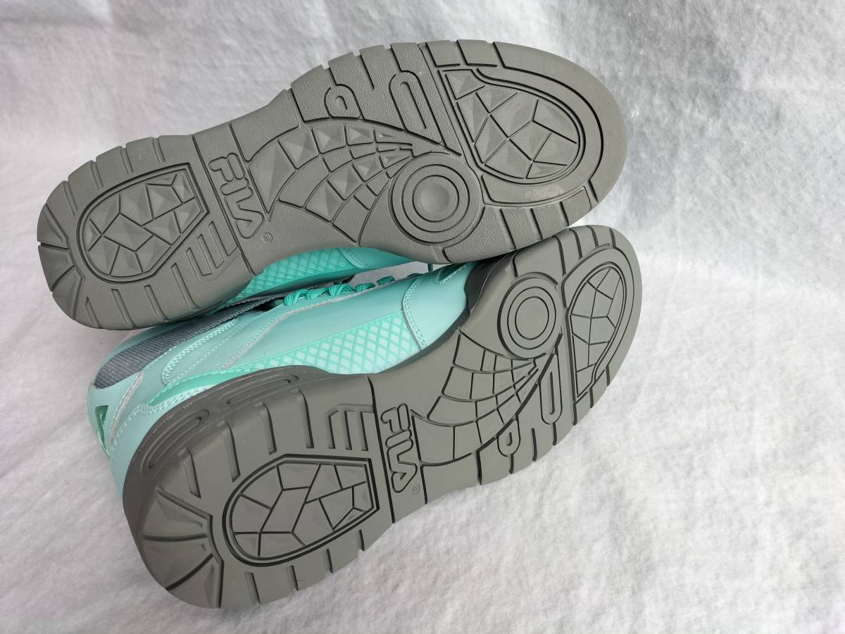 美品・未使用品 フィラ製 FILA x 初音ミク 靴 カジュアル 美品・未使用品 フィラ製 FILA x 初音ミク 靴 カジュアル