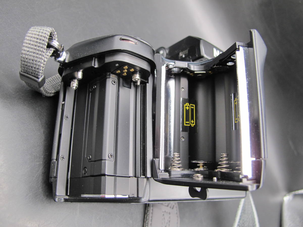 Yahoo オークション Nikon ニコン F4 一眼レフ フィルムカメラ 本体