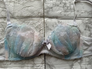 Yahoo!オークション - ブラ B70 No.18 ホームクリーニング済み