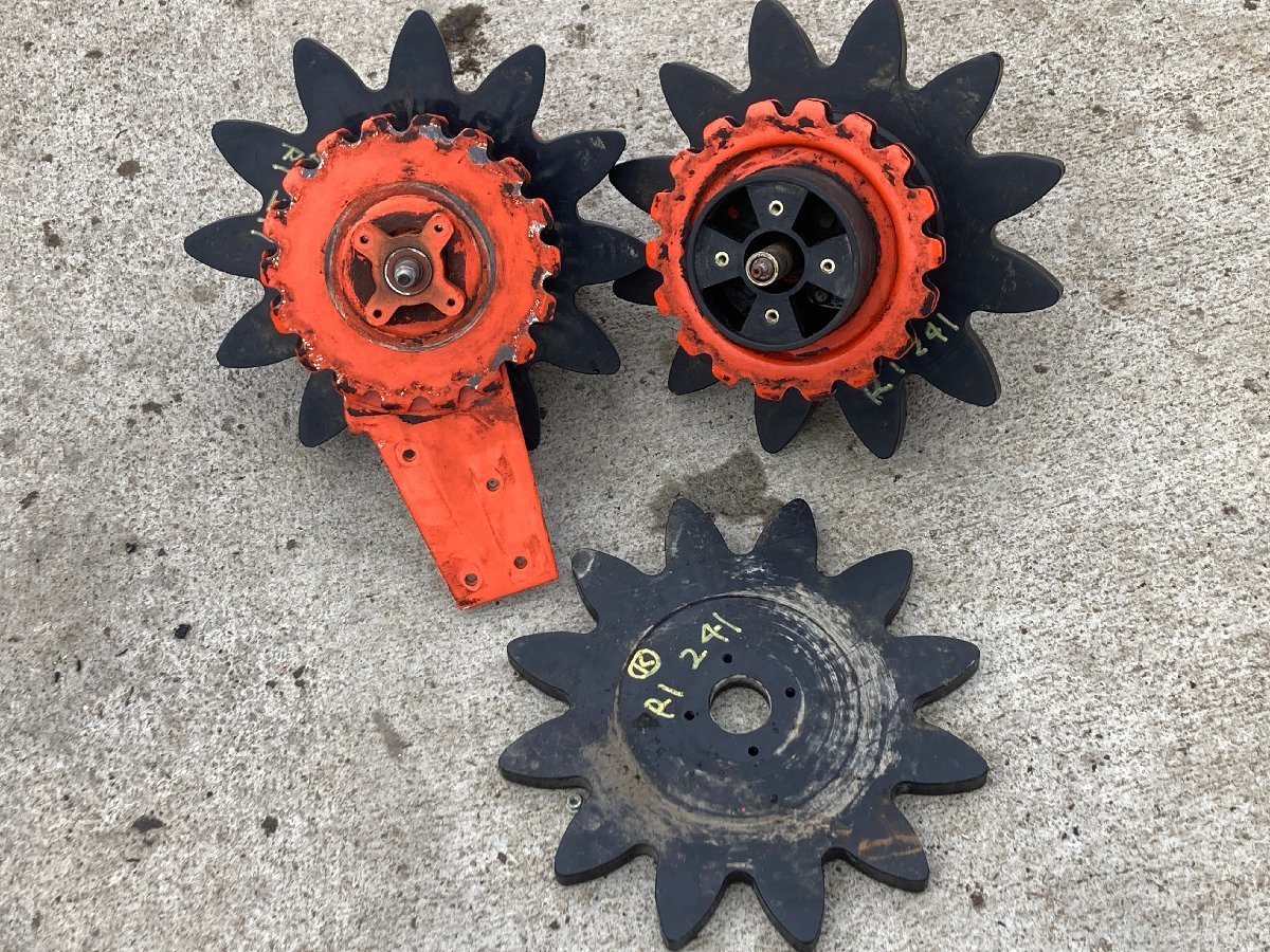 Yahoo!オークション - 【滋賀発】 コンバイン クボタ R1-241 スターホ...