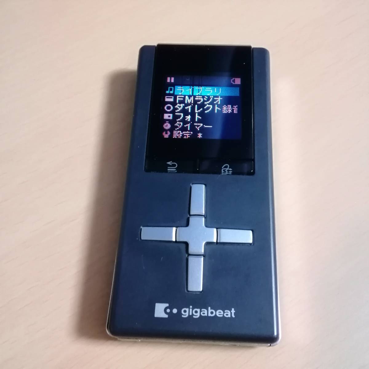 Yahoo!オークション - gigabeat 2GB 音質良好 東芝 TOSHIBA ワイドFM w...