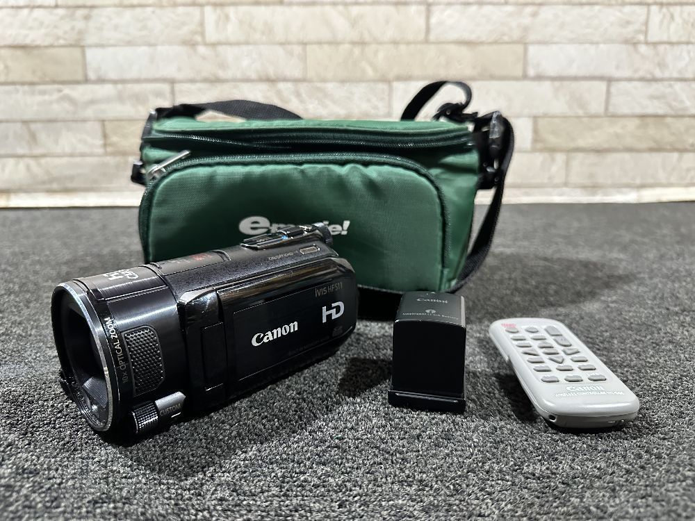 Yahoo!オークション - 49 Canon iVIS HF S11 HDカメラ デジタルビデオ...