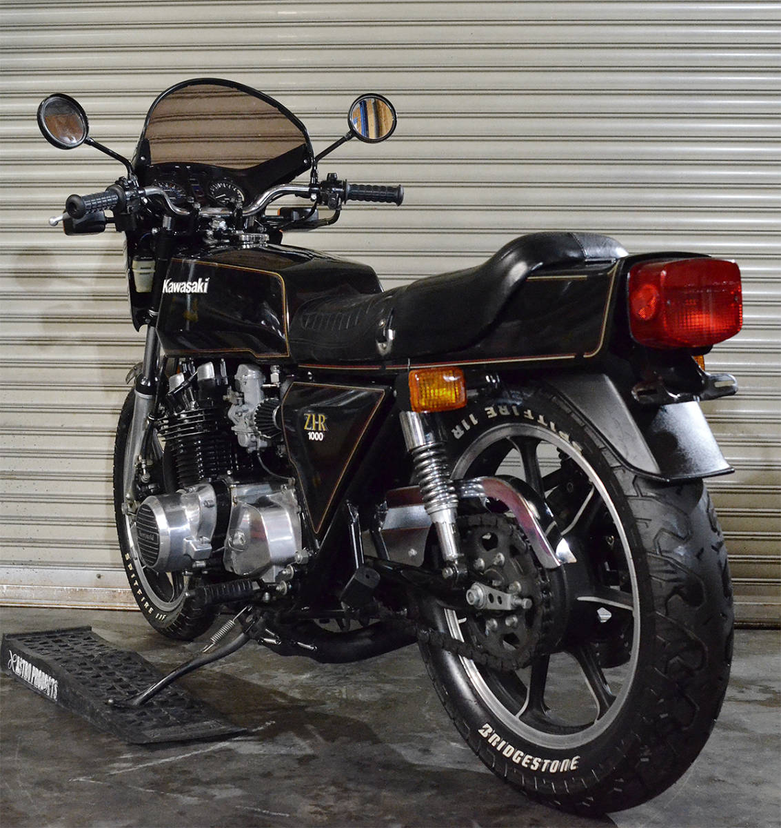 Yahoo!オークション - 1979型Kawasaki Z1R-2 オリペンノンレストア ハ...
