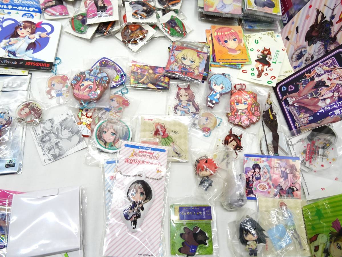 Yahoo!オークション - 32Mdd 萌えグッズセット まとめて箱詰め ウマ娘 ...