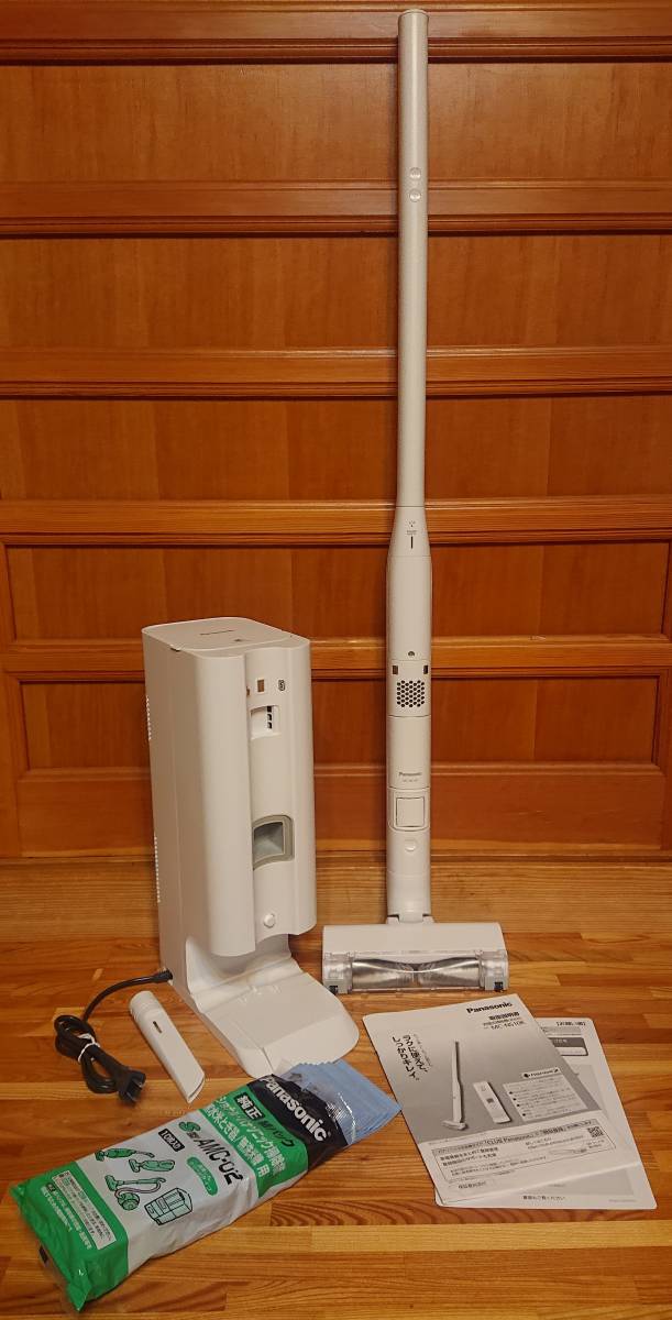 Panasonic MC-NS10K-W MC-NS10K NS10K スティック掃除機 Panasonic MC-NS10K-W MC-NS10K NS10K スティック掃除機