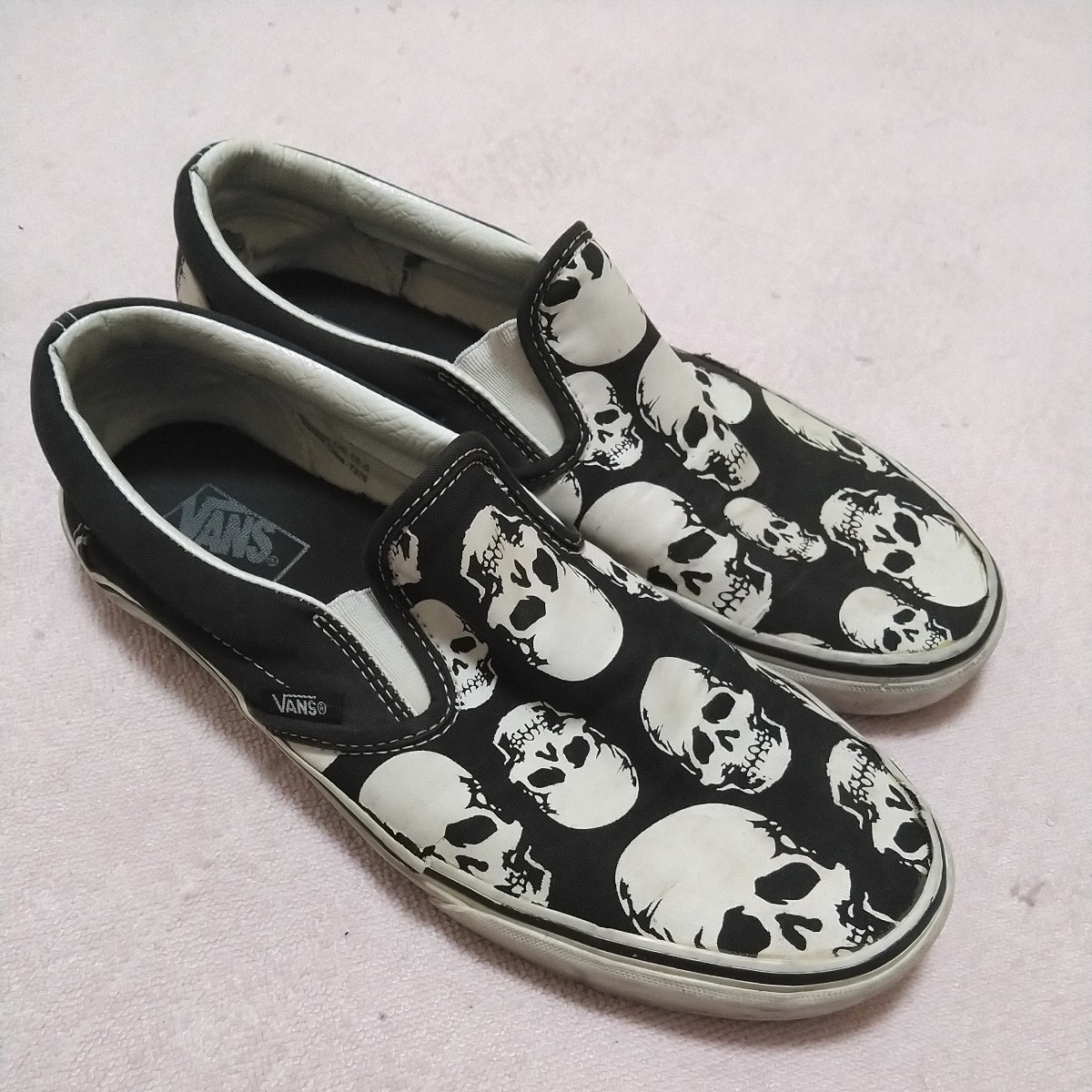 Yahoo!オークション - VANS スリッポン us9 黒 ドクロ がいこつ ルード...