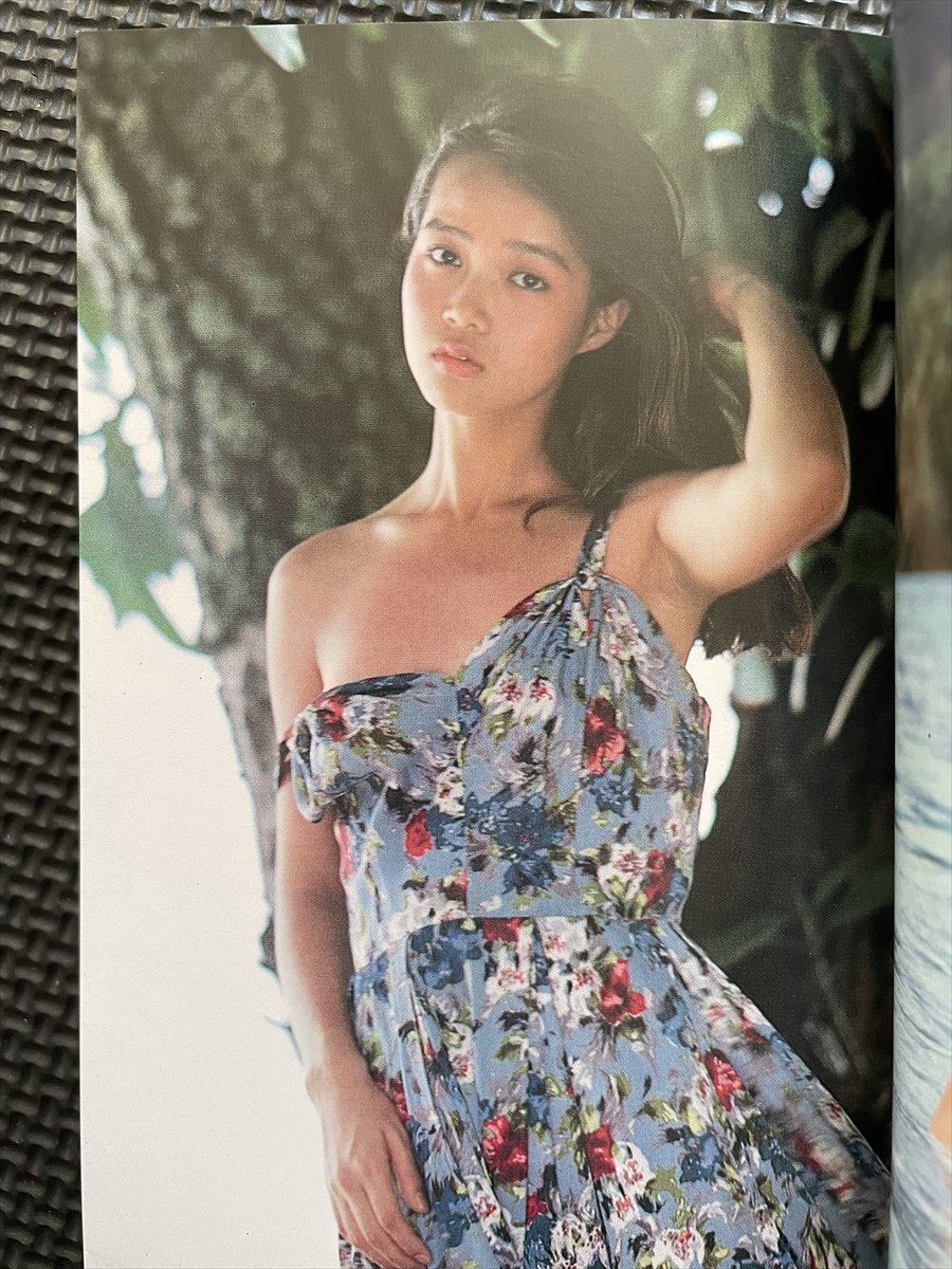 激写文庫18 洞口依子 写真集 8年が過ぎた 撮影/篠山紀信 解説/いとうせいこう 1989年1月 初版発行 帯付き★W14a2311－Funbid香港本地日本代購網站