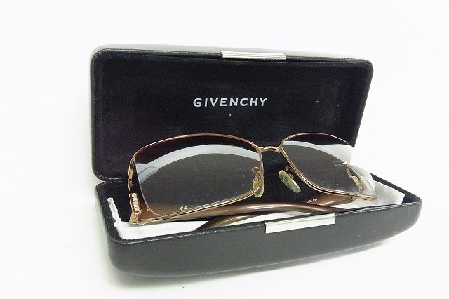 Yahoo!オークション - M213-J9-2719 GIVENCHY ジバンシィ SGV128S COL....