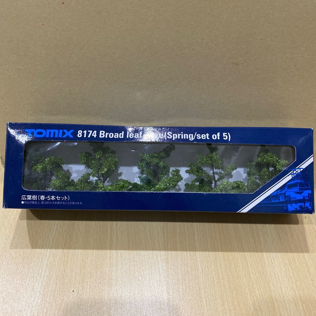 Yahoo!オークション - TOMIX 8174 Broad leaf Tree （Spring/ set of 5...