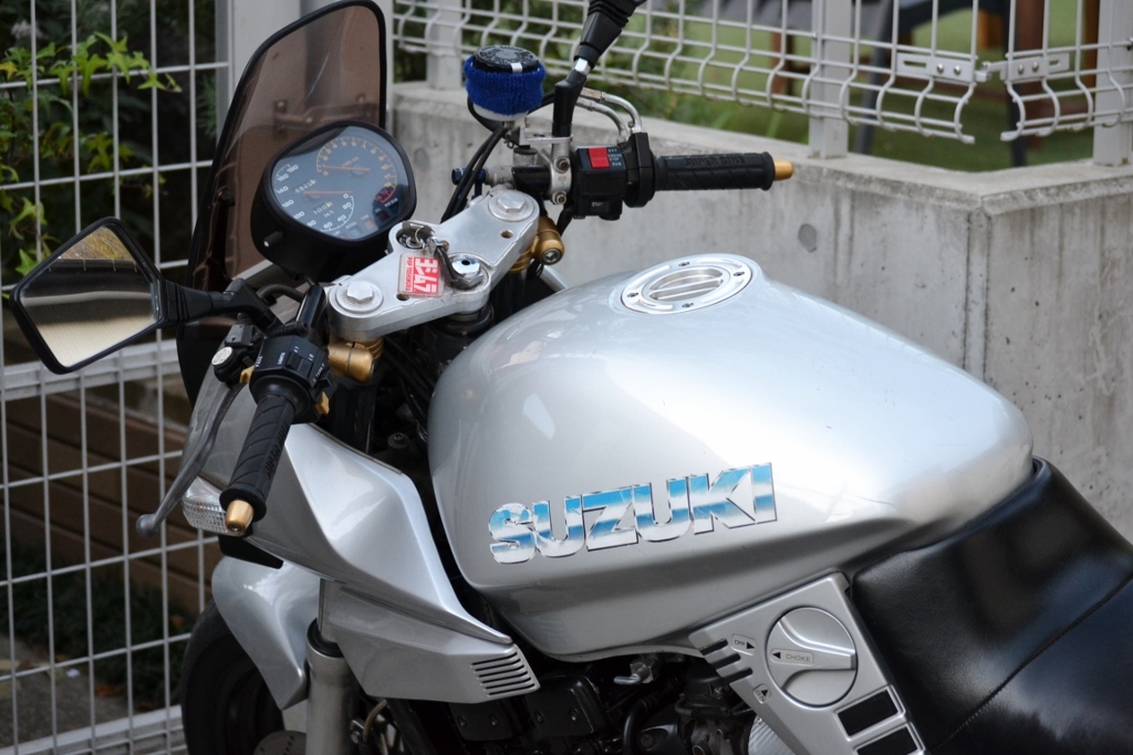 横浜 スズキ GSX400S プラグ カタナ 刀 足回り改 GK77A ヨシムラ 検 gsx400sカタナ バリウス zzr ゼファー zrx gsx zxr バリオス(251cc-400cc ...