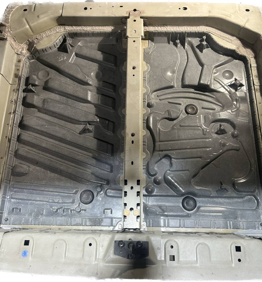 Yahoo!オークション - プジョー 5008 P87 リアフロア