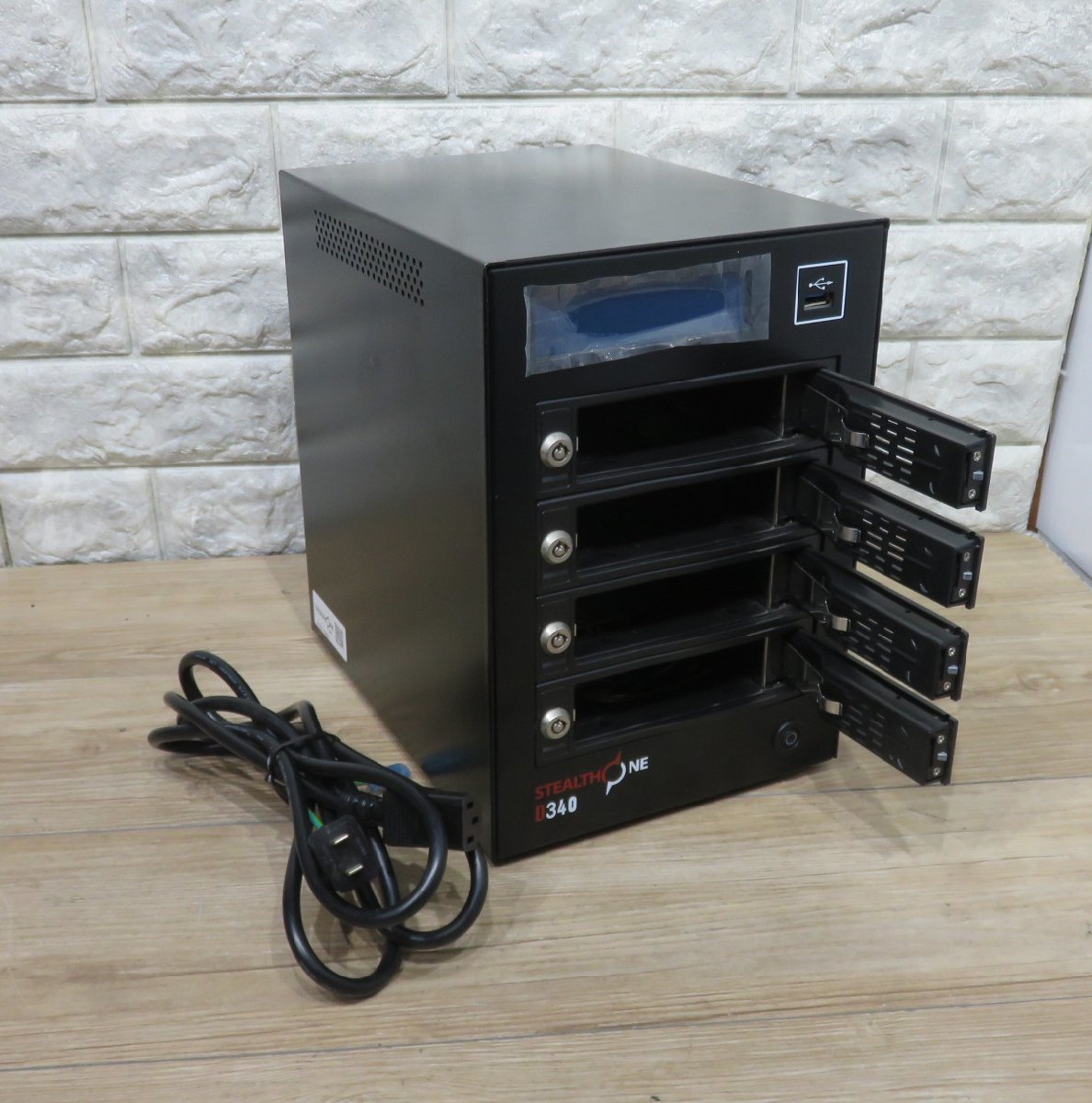 Yahoo!オークション - ≪中古品≫Stealth One D340 レイドボックス[t231...