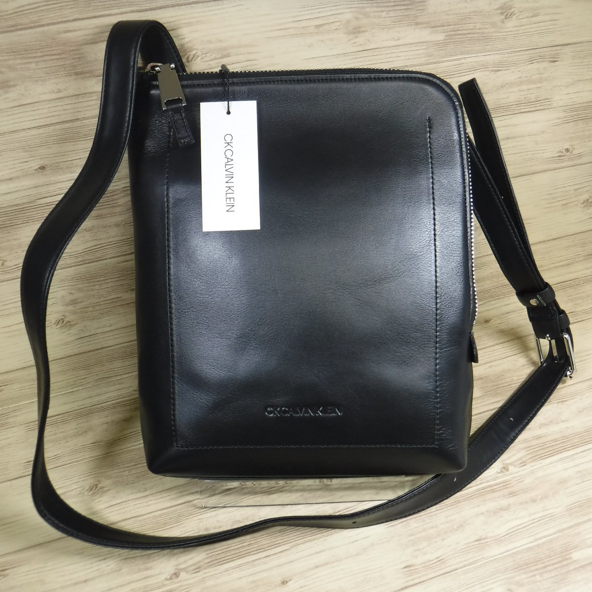 Yahoo!オークション - BB414 CK カルバンクライン 定価26400円 黒 レザ...