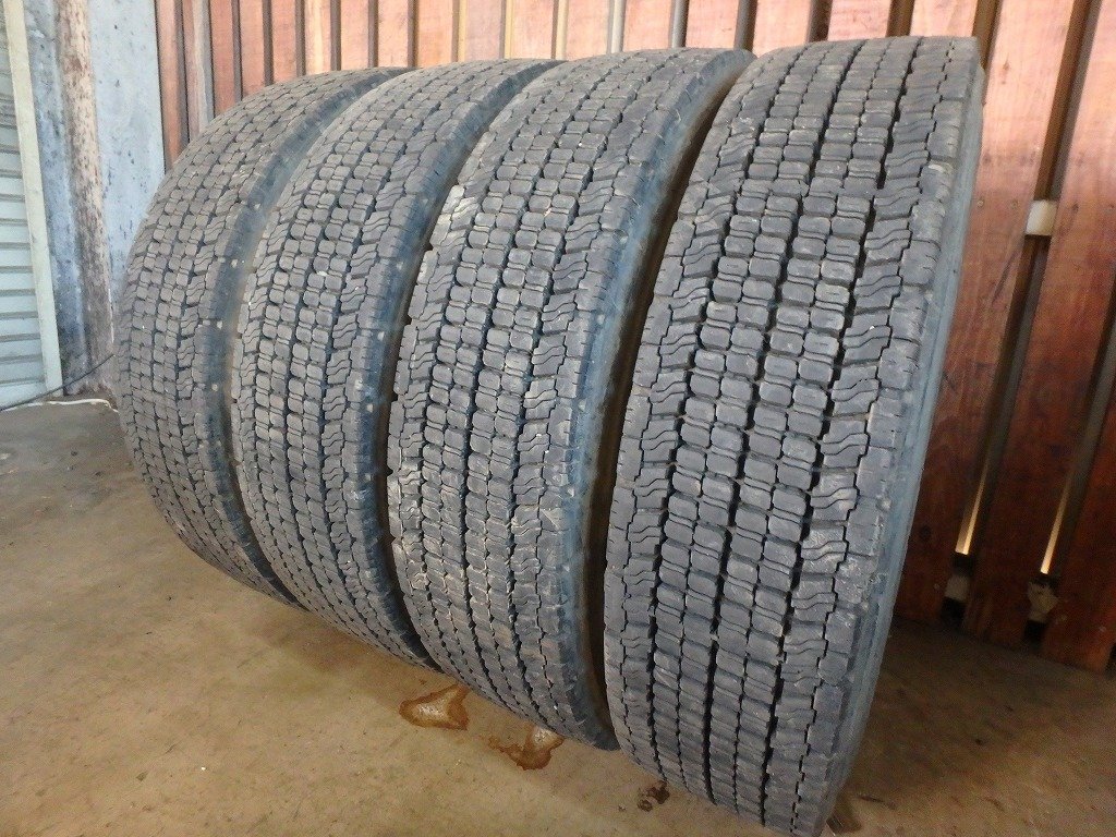 Yahoo!オークション - D756 送料無料【225/80R17.5 123/122】KRC 再生...