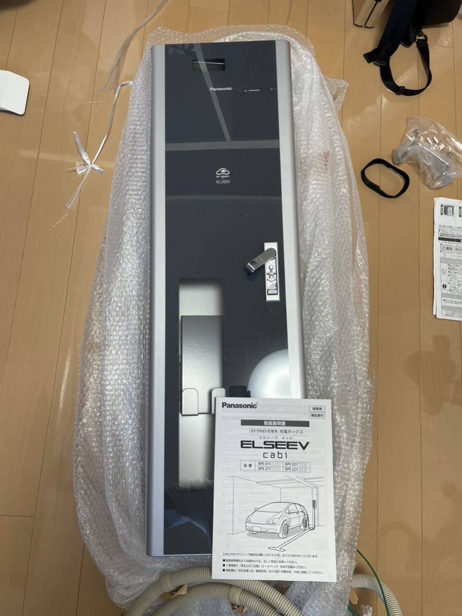 パナソニックEV充電用ボックス ケーブル収納タイプ 200V用 BPE221 電気自動車(充電器)｜売買されたオークション情報、yahooの商品情報をアーカイブ公開 - オークファン ...
