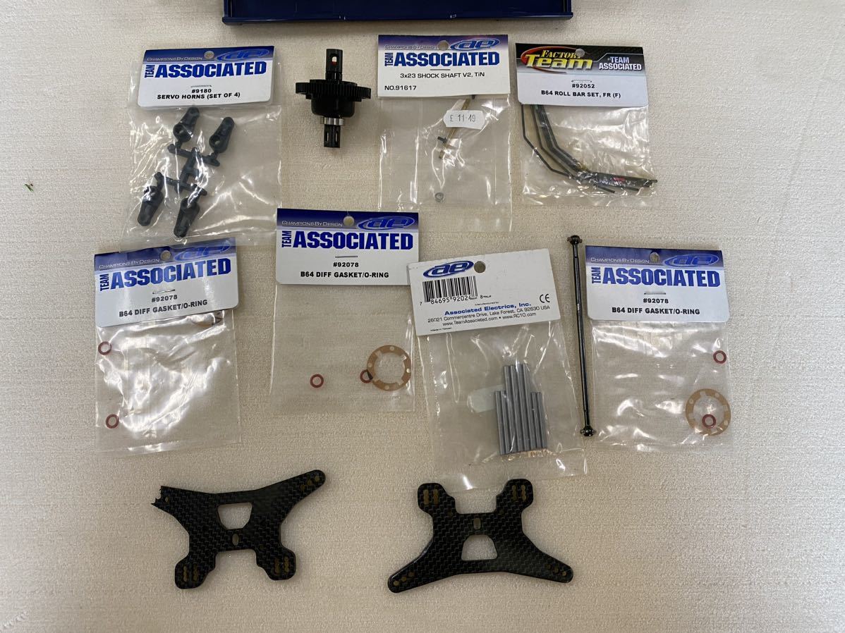 Yahoo!オークション - アソシエイティッド B64Dメカ付き ASSOCIATED