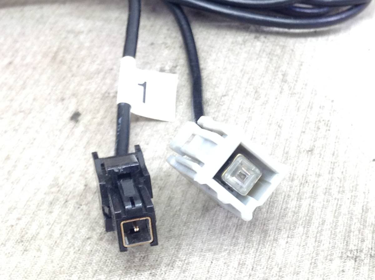 Yahoo!オークション - トヨタ純正 GPS+VR1 一体型 アンテナコード 即決...