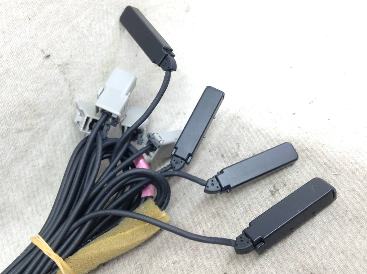 Yahoo!オークション - GT13 4本 アンテナコード 即決品 定形外OK BD-82...