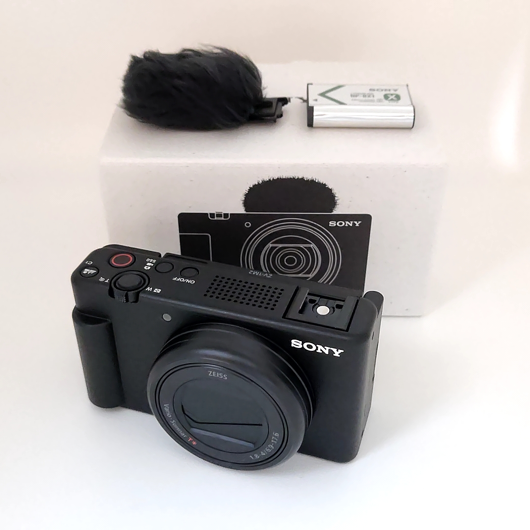 Yahoo!オークション - [新品・未使用品] SONY VLOGCAM ZV-1M2