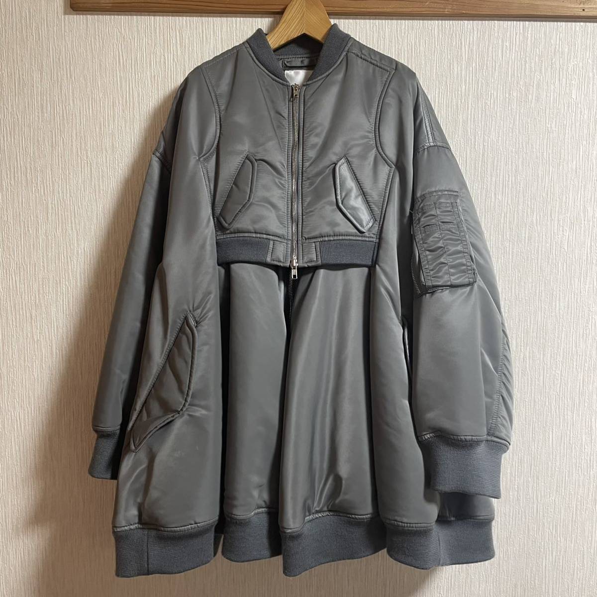 ノアール ケイ ニノミヤ コムデギャルソン ma-1 ジャケット ノアール ケイ ニノミヤ コムデギャルソン ma-1 ジャケット