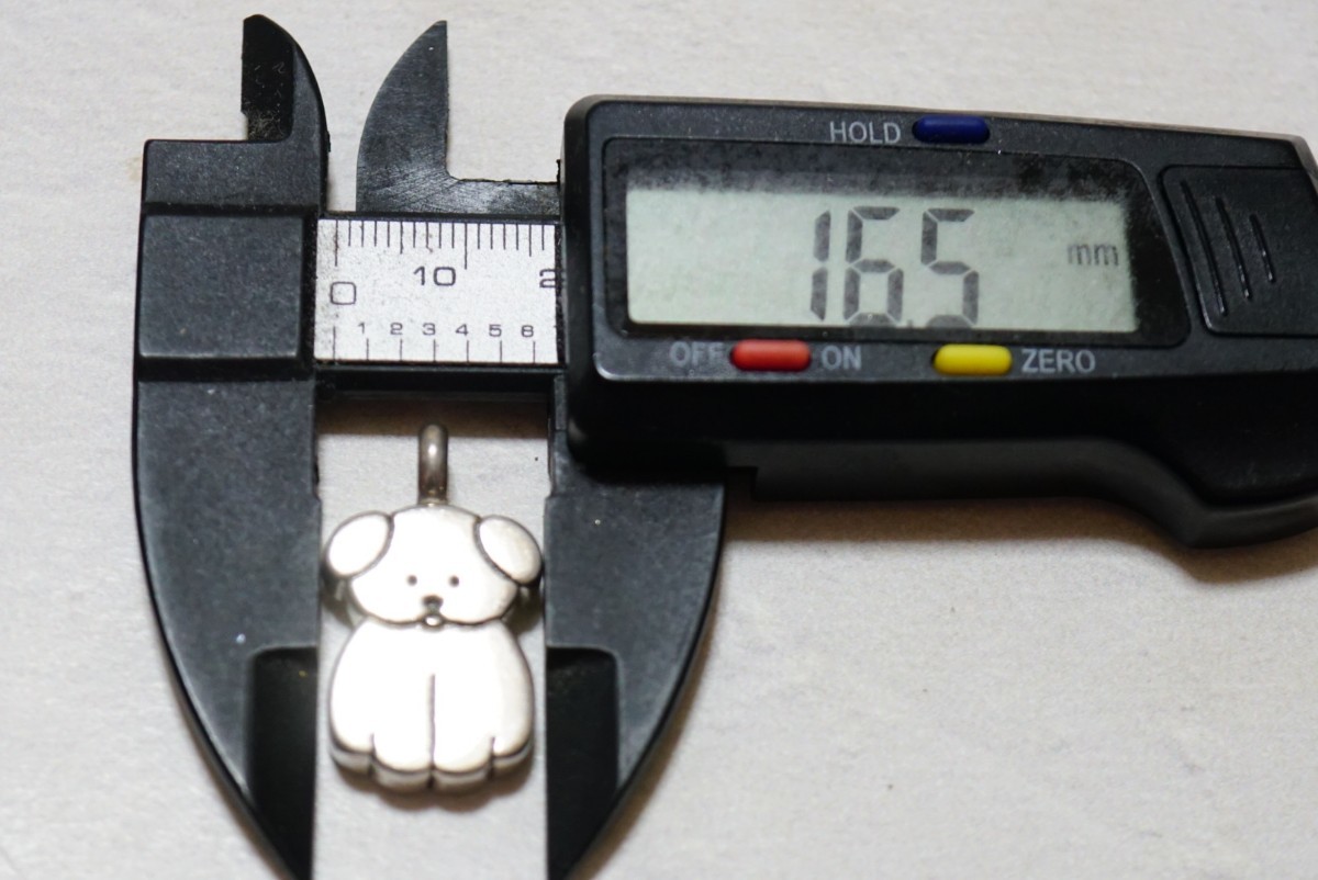 Yahoo!オークション - 316 海外製 TOUS アニマル 犬 シルバー ペンダン...