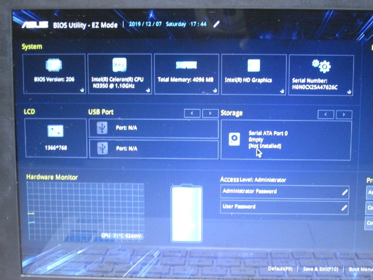 Yahoo!オークション - ASUS VivoBook E203NA-464W【Celeron N3350 1.1G...