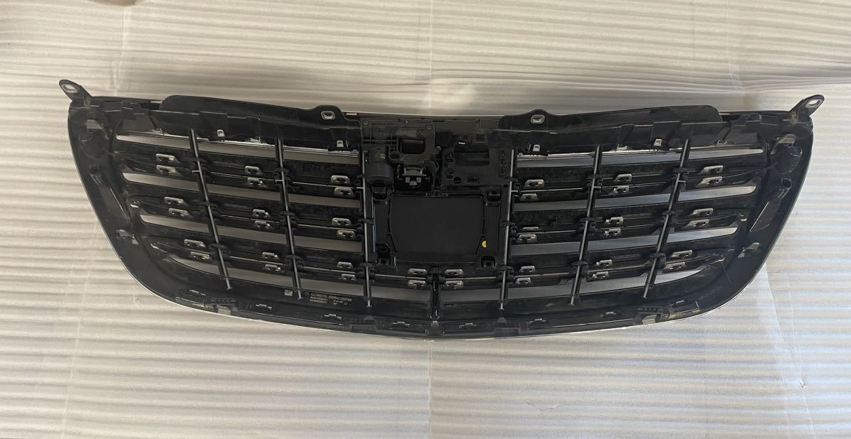 ベンツ Sクラス W222 後期 純正 ラジエーターグリル A2228802500(フロント)｜売買されたオークション情報、yahooの商品情報をアーカイブ公開 - オークファン（aucfan ...