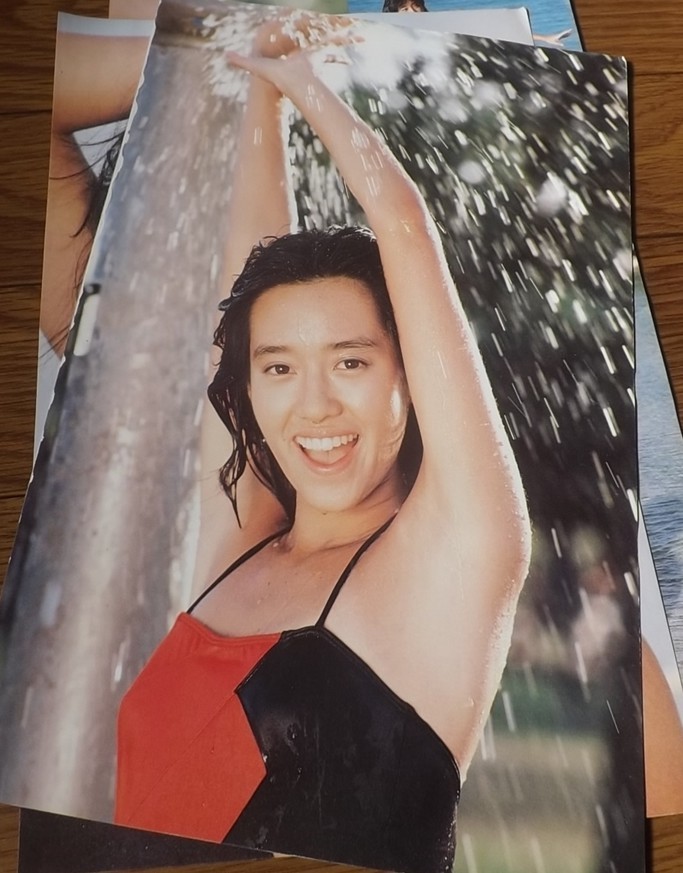 代購代標第一品牌－樂淘letao－★80年代アイドル【早見優⑤】 水着6ページ切抜き 送料140円