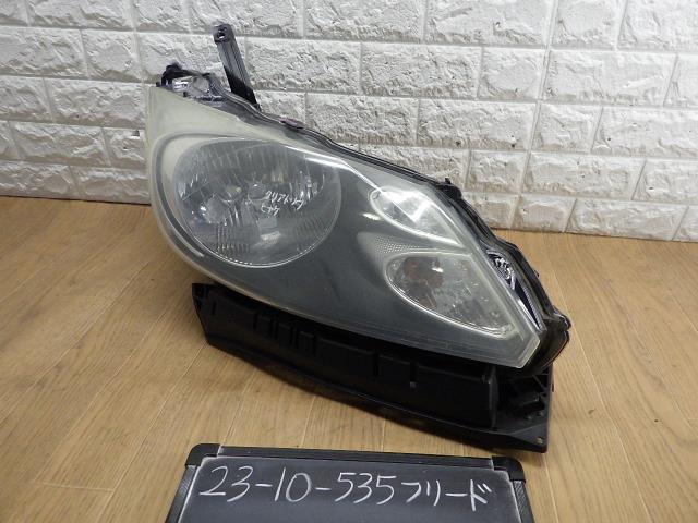Yahoo!オークション - フリード GB3 右ヘッドランプ ライト レンズ PB8...