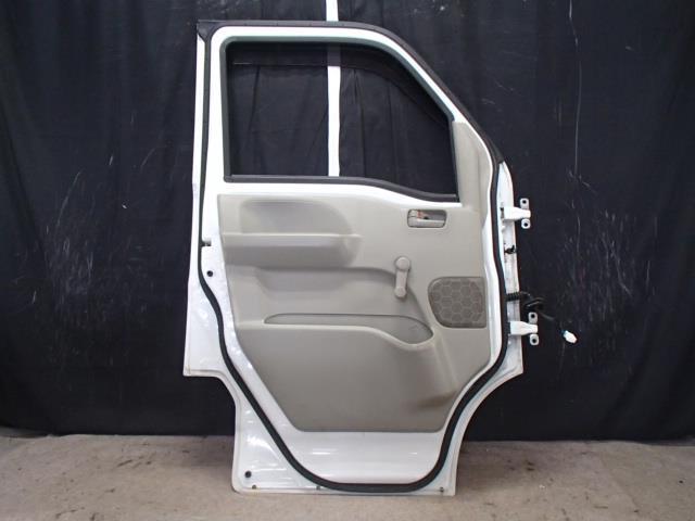 Yahoo!オークション - エブリィ DA17V フロント左ドア 26U 68002-64P00