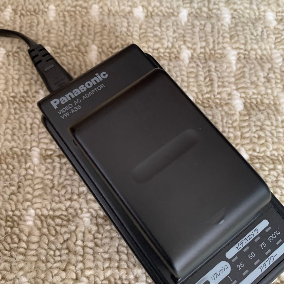 新春セール 【希少】Panasonic NV−LC1 VHS−Cカセットムービー 新春セール 【希少】Panasonic NV−LC1 VHS−Cカセットムービー