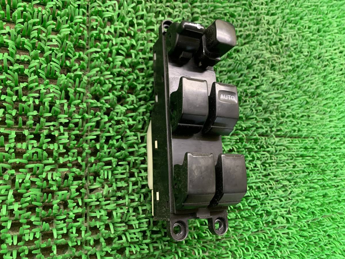 Yahoo!オークション - 即決値段 動作OK 日産 セドリック HY33 運転席 ...