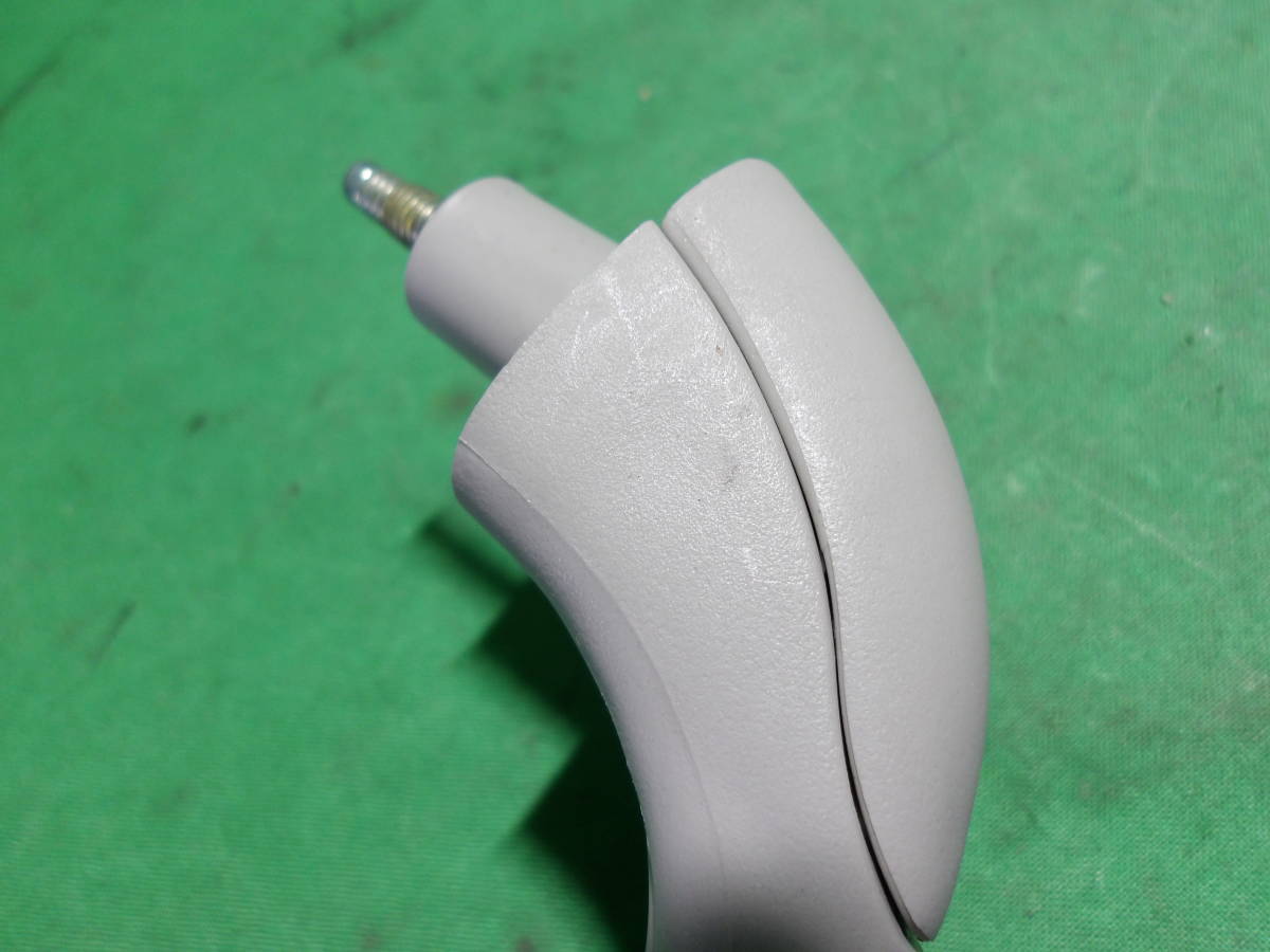 Yahoo!オークション - (B)トヨタ パッソ KGC30/KGC35 純正 アシストグ...