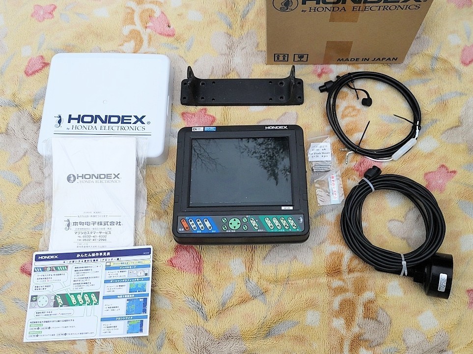 Yahoo!オークション - ホンデックス カラーGPSプロッター魚探 HE-8S