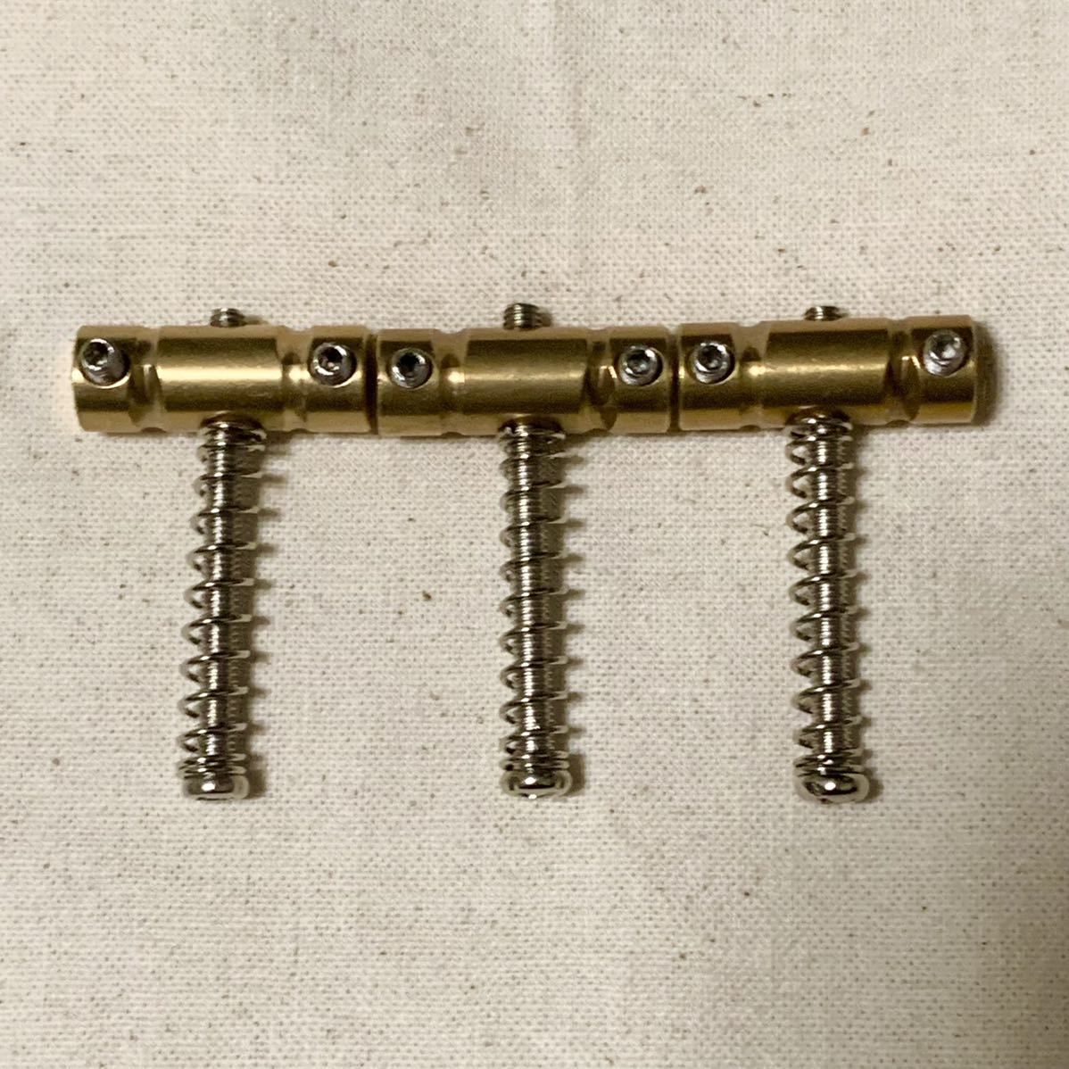 GOTOH / In-Tune BS ブラスサドル テレキャスター ゴトー ブリッジ(ブリッジ)｜売買されたオークション情報、yahooの商品情報をアーカイブ公開 - オークファン ...