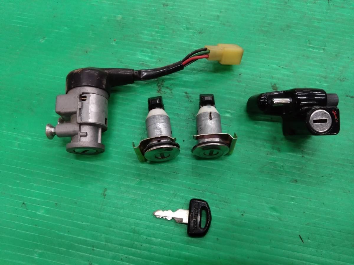 Yahoo!オークション - 60 C2 ホンダ タクトフルバック AB07 キーセット...