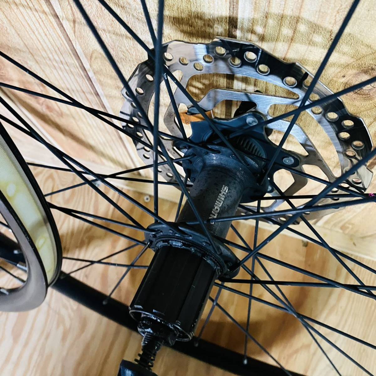 Yahoo!オークション - SHIMANO ディスクブレーキホイール FH Yahoo!オークション - SHIMANO ディスクブレーキホイール FH