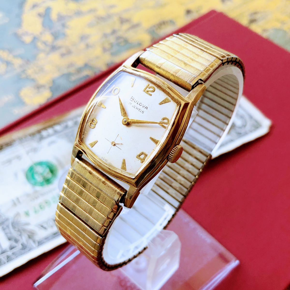 超ゴージャス】BULOVA/ブローバ/メンズ腕時計/展示品特価/四角形 超ゴージャス】BULOVA/ブローバ/メンズ腕時計/展示品特価/四角形