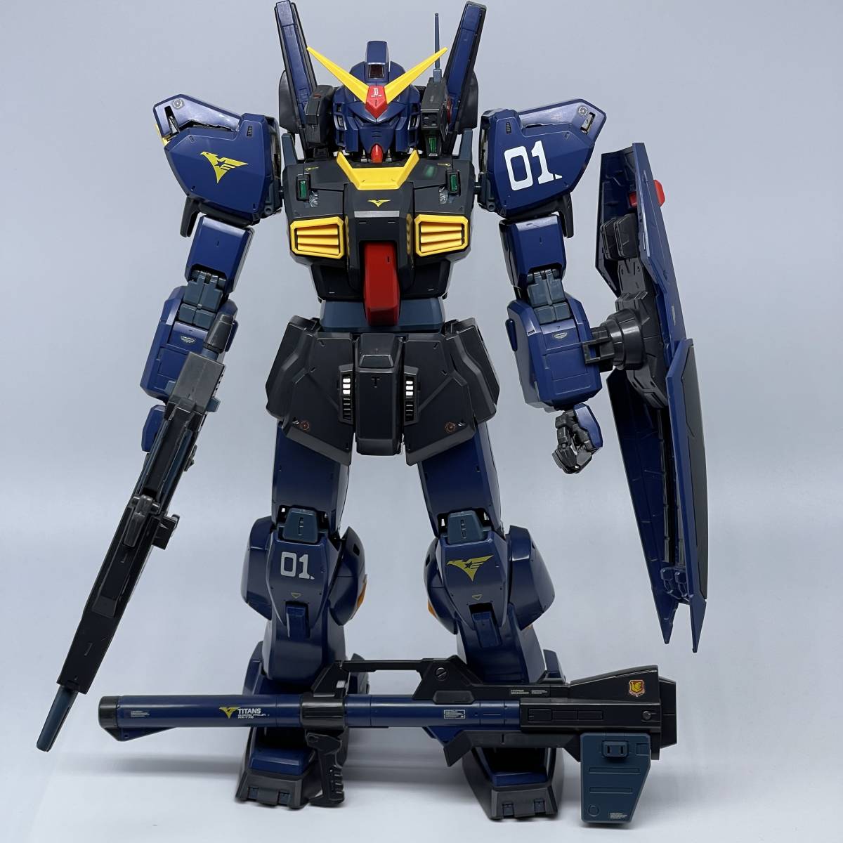 日本代購代標第一品牌【樂淘letao】－PG 1/60 ガンダムMk-II 〈ティターンズカラー〉 【完成品】