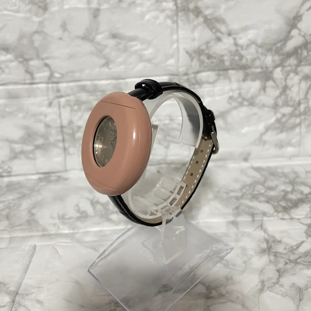 13532円 稼動品 希少 PRADA プラダ 大判ベゼル 腕時計 箱付き 13532円 稼動品 希少 PRADA プラダ 大判ベゼル 腕時計 箱付き