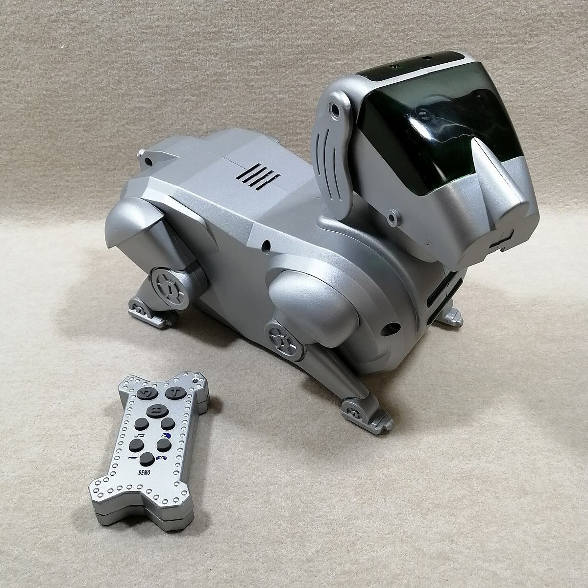 Yahoo!オークション - ジャンク aibo アイボ 模造品 パチモノ 犬 Yahoo!オークション - ジャンク aibo アイボ 模造品 パチモノ 犬