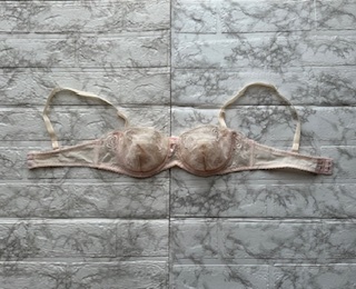 Yahoo!オークション - ワコール Trefle ブラ B70 No.122 ホームクリー...