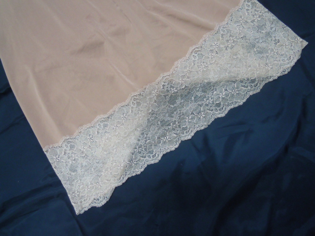 Yahoo!オークション - ワコール ブラスリップ A70-90