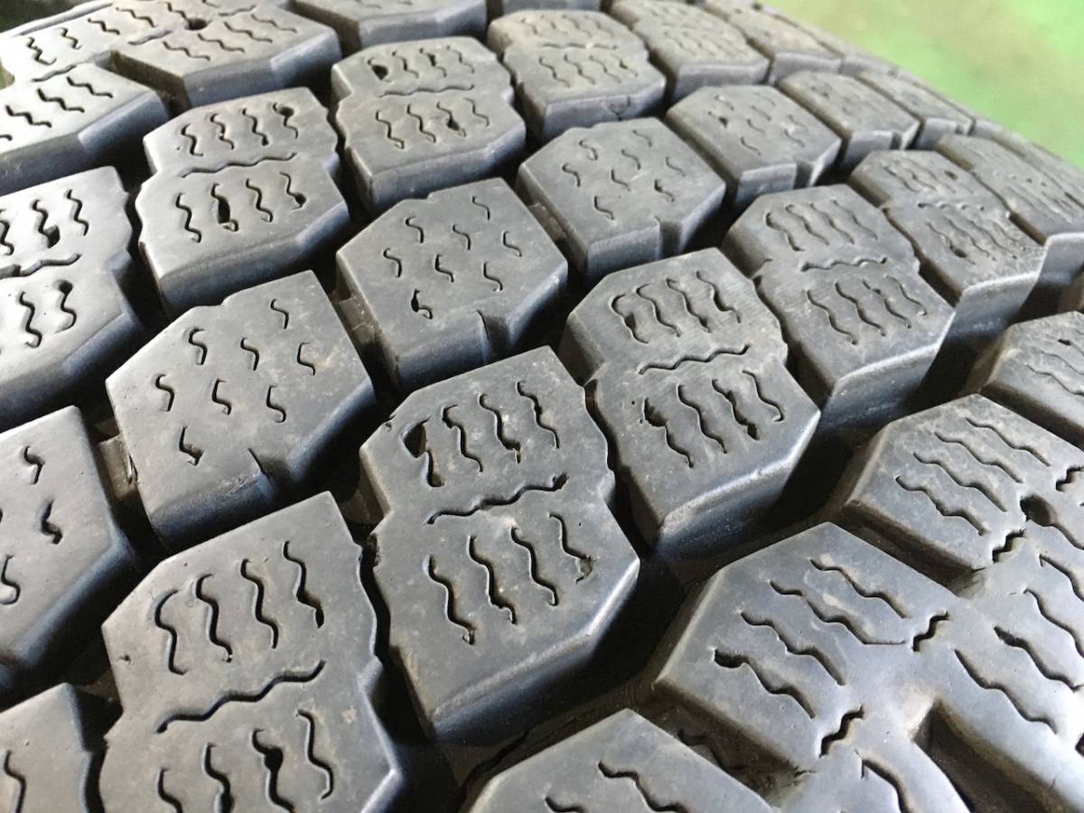 Yahoo!オークション - T19-3-12① 265/70R19.5 中古2本 10mm 2019年製 ...