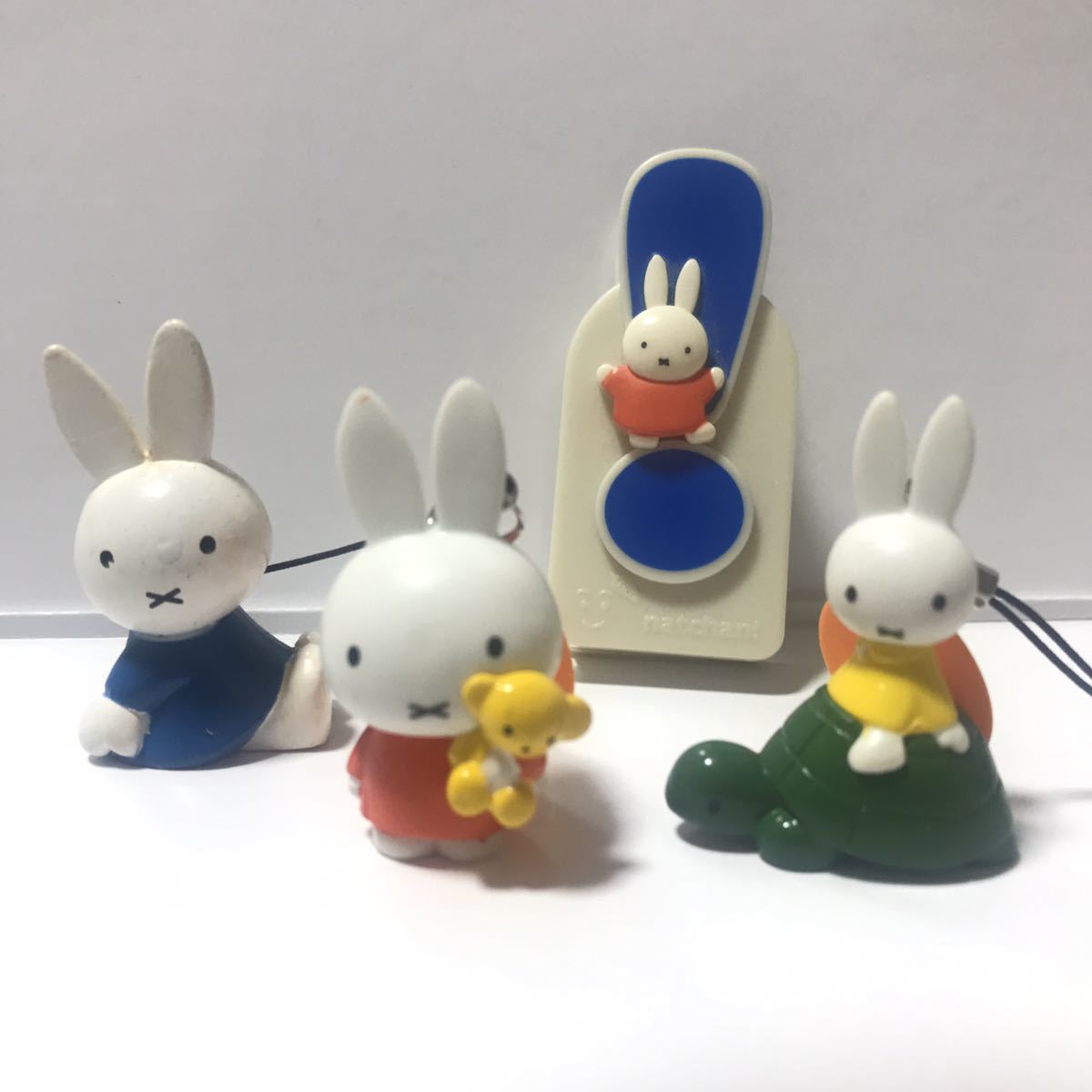 Yahoo!オークション - ミッフィー グッズ まとめ売り 「DyDo ダイドー...