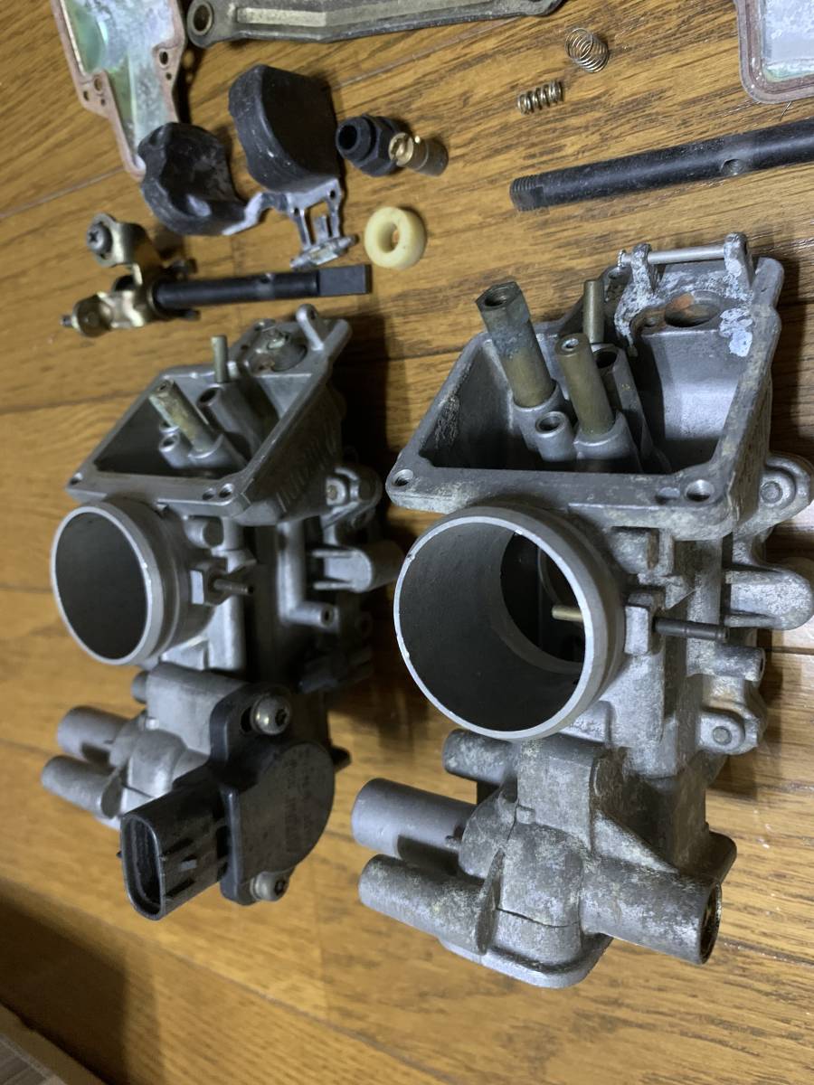 Yahoo!オークション - RGV-Γ250SP VJ23A キャブレター ジャンク