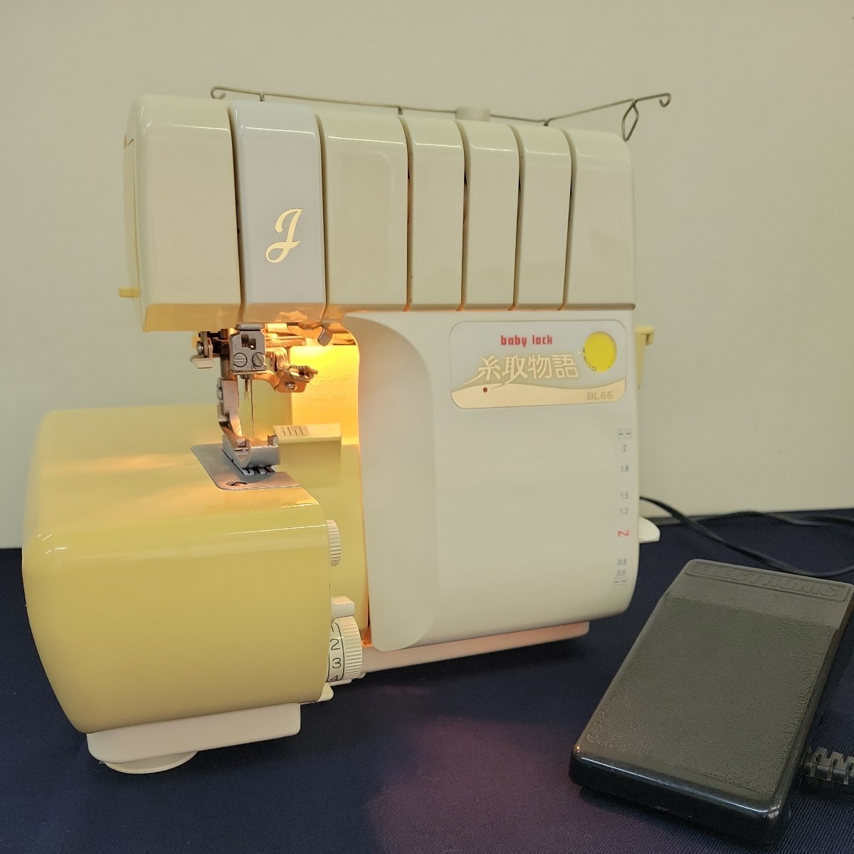 23121502 JUKI ジューキ babylock ベビーロックミシン 糸取物語 BL66 2本針4本糸(ジューキ)｜売買されたオークション情報、yahooの商品情報をアーカイブ公開 ...