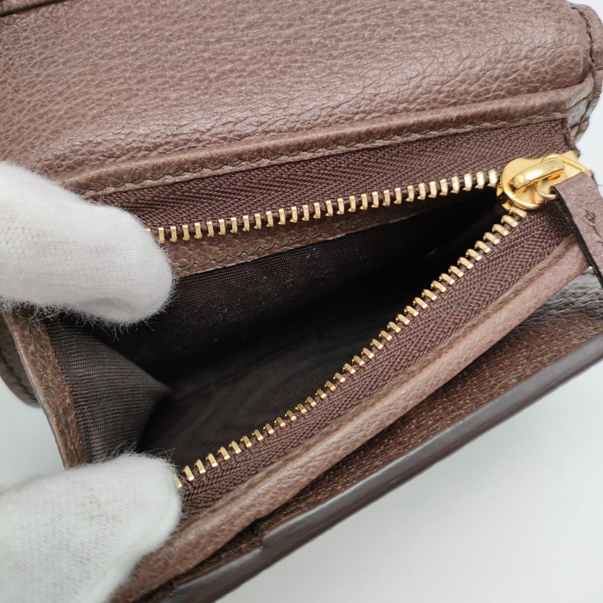未使用に近い 正規品 グッチ 三つ折り財布|Yahoo!フリマ(旧 未使用に近い 正規品 グッチ 三つ折り財布|Yahoo!フリマ(旧