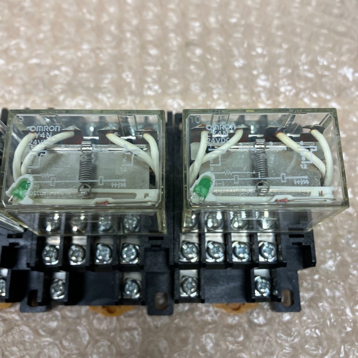 Yahoo オークション Omron オムロン Ly4n リレー 24vdc 3個まとめ売